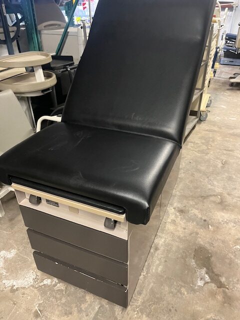 Examination-Treatment Tables – Page 2 – Baxter Medical Equipment & Supplies